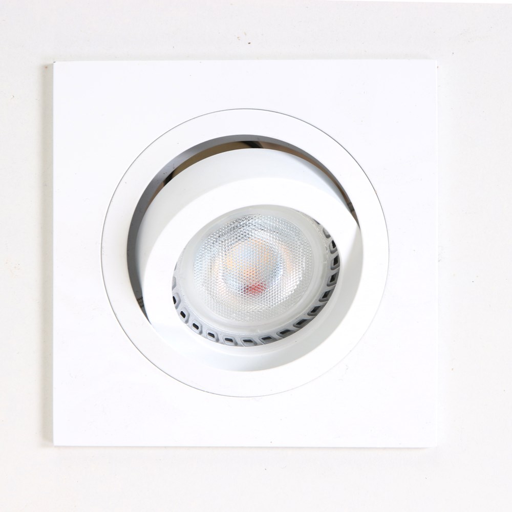 Spot Square 7305