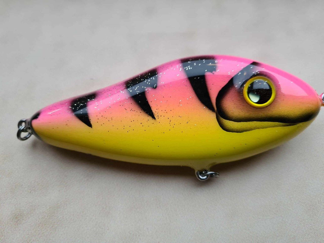 pike hunter blauw met geel, jerkbait